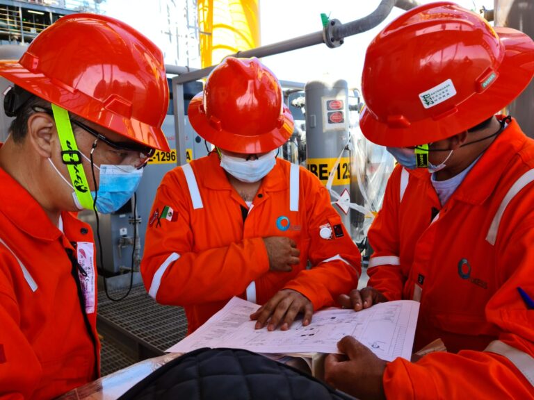 Hook-up and Commissioning | Axess Group