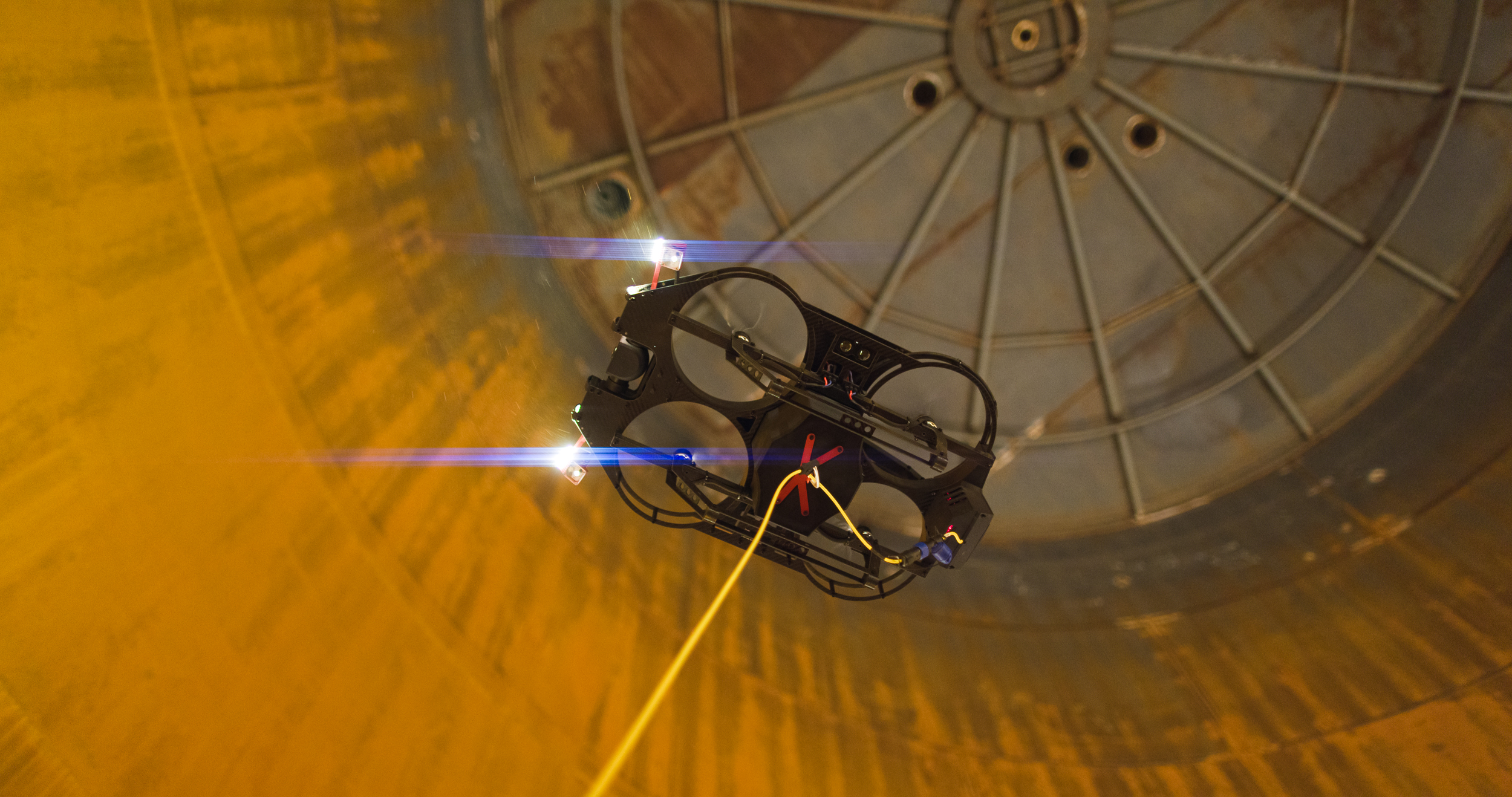 Tank inspection using advanced NDT methods | Axess Group